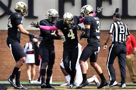 Wake Forest Vs Notre Dame Simulation