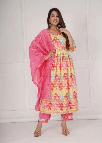 Printed Nyra Cut Kurti Pant Dupatta Set Size L 160 At Rs 925set In