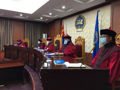 Сонгуулийн тухай хуулийн заалт Үндсэн хуулийг зөрчсөн гэж Цэц үзэв