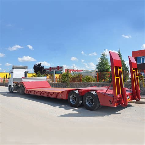 Tri Axle 70 Tons Lowbed Truck Trailer Heavy Machine Gooseneck Excavator