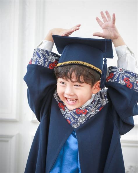유치원졸업앨범 유치원학사모촬영 전문스튜디오 네이버 블로그