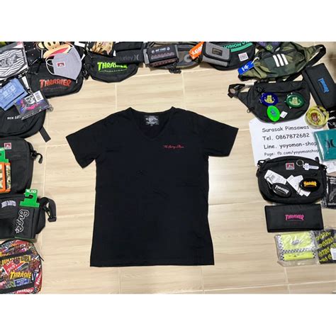 เสื้อคอวี The Rolling Stones สภาพใหม่ ป้ายl วัดจริงs Shopee Thailand