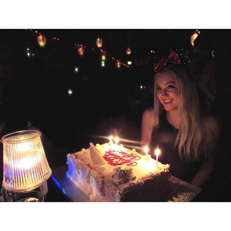 Bella Thorne And Ava Sambora Both Turn 18 Despite What The Perverts Want Of The Day