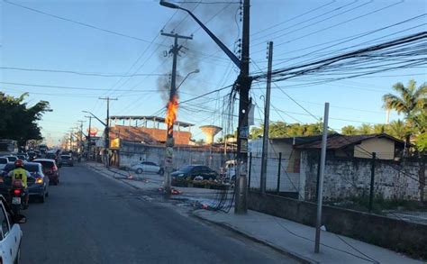 Poste Pega Fogo No Benedito Bentes E Assusta Moradores TribunaHoje