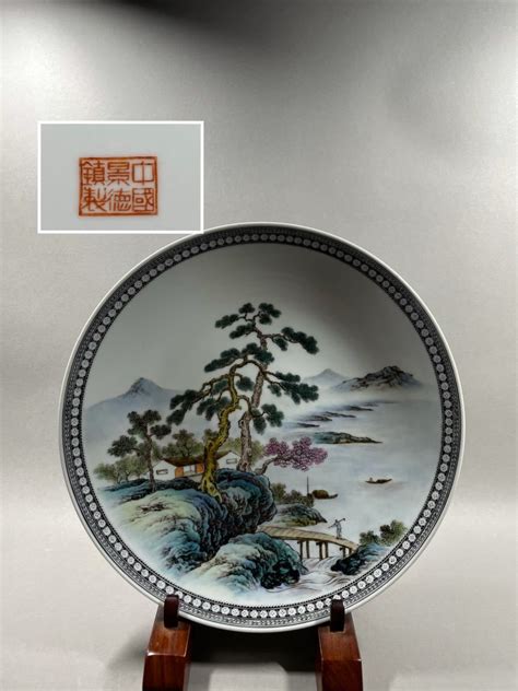 Yahooオークション 中国景徳鎮製の飾り皿 サイズ27cm色絵 粉彩 中国