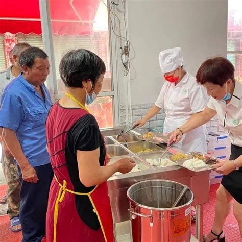 我县首个老年食堂启用服务网络吕海江建设