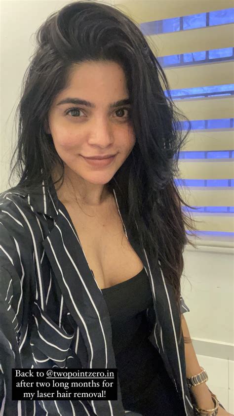 divya bharathi r hottamilcelebs