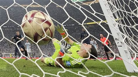 Сборная Франции сравняла счет в финале ЧМ в Катаре против Аргентины Новости спорта Известия