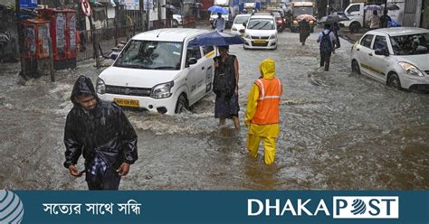প্রবল বৃষ্টিতে মুম্বাইয়ে রেড অ্যালার্ট স্কুল কলেজ বন্ধ