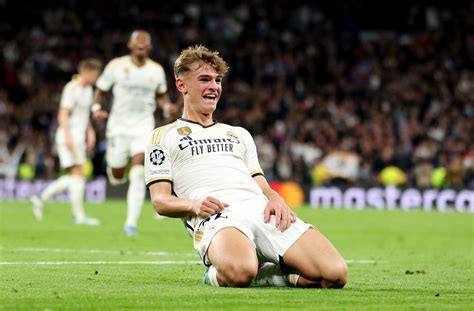 Real Madrid Starlets Entourage Continues To Offer Him To Newly