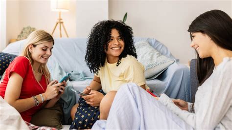 Mom Picks Up Daughter From Slumber Party After The Host Kept Taking Her