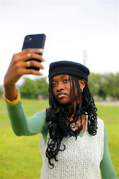 500 000 Gros Bite De Noir Banque Dimages Et Photos Libres De Droit · Téléchargement Gratuit