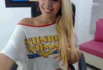 Girl Take Off Her Bra XHamster