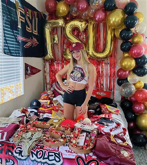 Pin By Brook Kerry On College Bed Party Fsu College Bedding