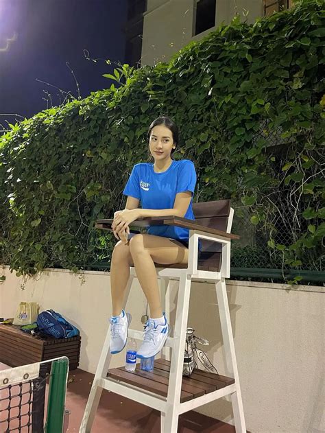 8 Potret Anya Geraldine Jajal Olahraga Tenis Curi Perhatian Hot