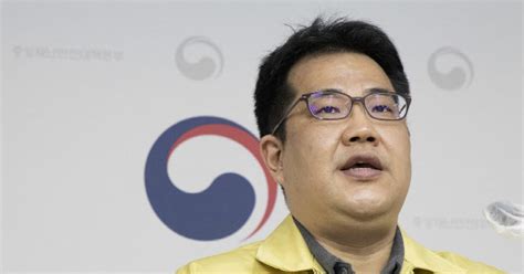 17만 불안감 달래기 당국 3차 접종하면 오미크론계절독감