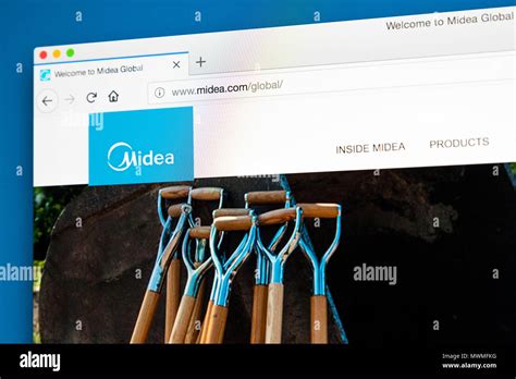 Midea appliances hi-res stock photography and images - Alamy