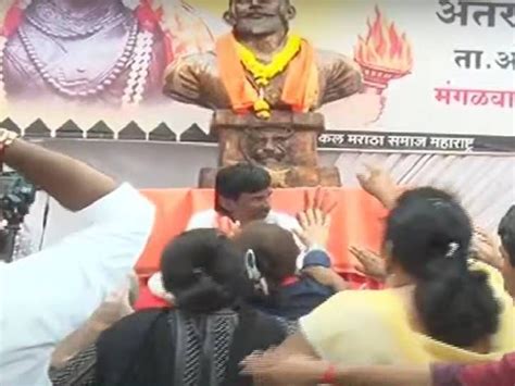Manoj Jarange Patil Warns Devendra Fadnavis Over Nagpur Assembly Seat