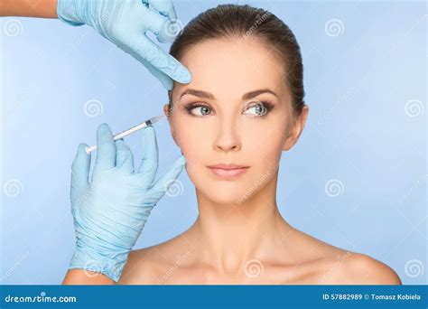 Beauty Woman Giving Botox Stock Image Image Of Hyaluronic 57882989