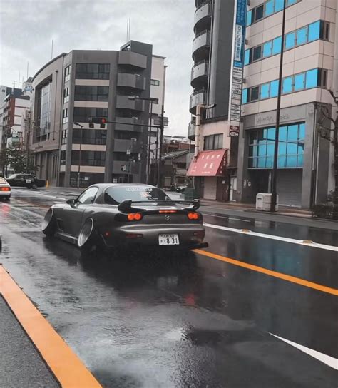 Gorgeous Rx7 R Stance