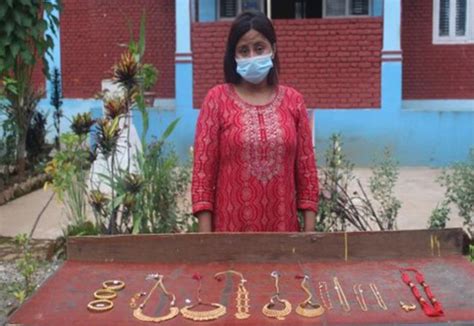 नक्कली गहना दिएर १८ लाख ठगेको आरोपमा बागलुङकी एक महिला पक्राउ Badigad
