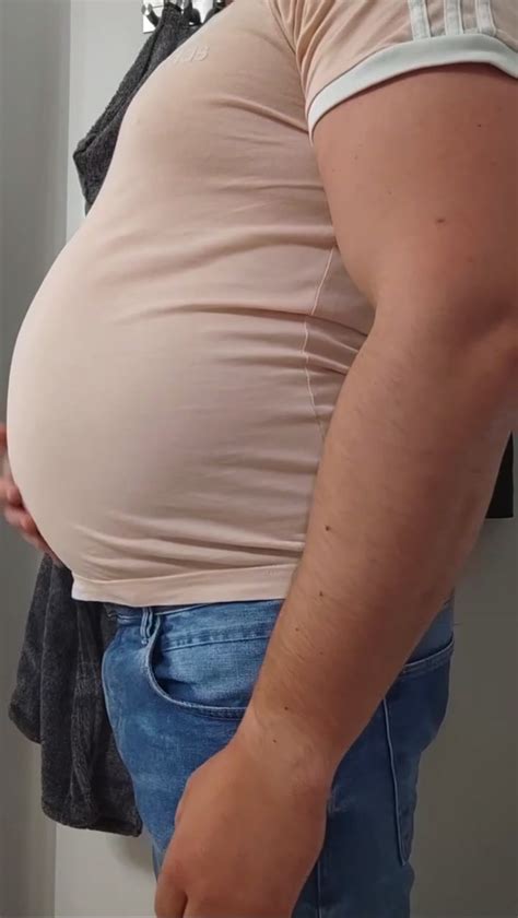 Huge Belly Bloat