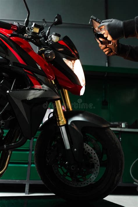 Motorcycle System Diagnostic Scanning For Faults Across Engine