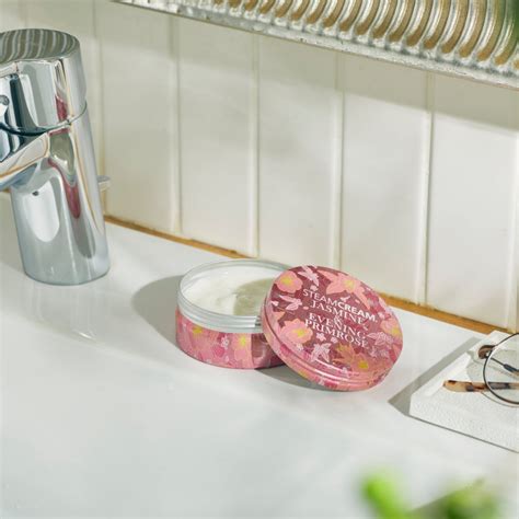 Steamcream