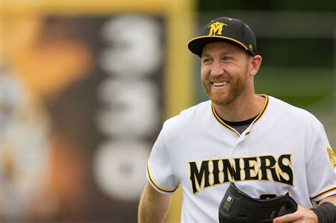 Ex Yankees Mets Rutgers Star Todd Frazier Names The Team To Beat In