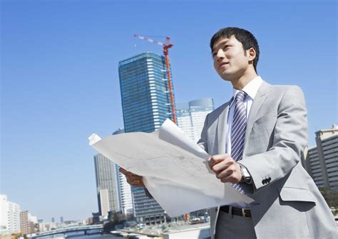 目の前の仕事に全力で取り組むと、チャンスに出会える。 何もかも嫌になったときの30の言葉 Happy Lifestyle