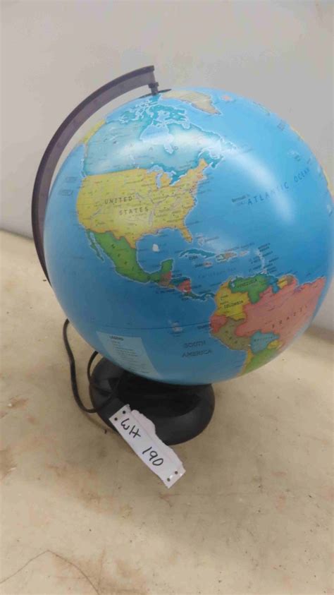 Light Up World Globe