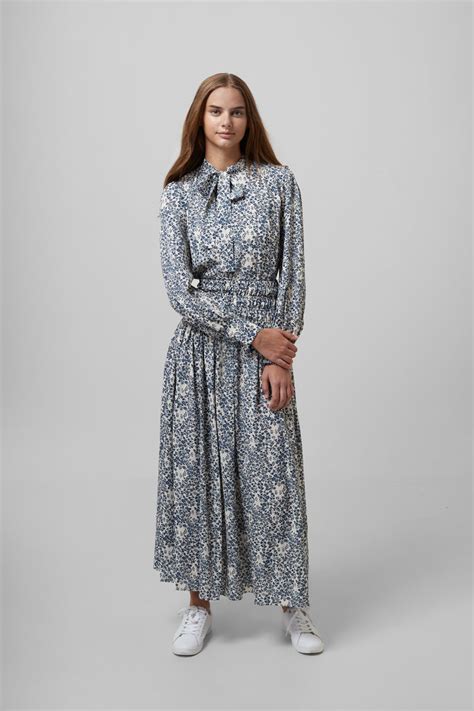 Smocked Maxi Skirt In Blue Flower Print 4071f Final Sale Zaikamoya