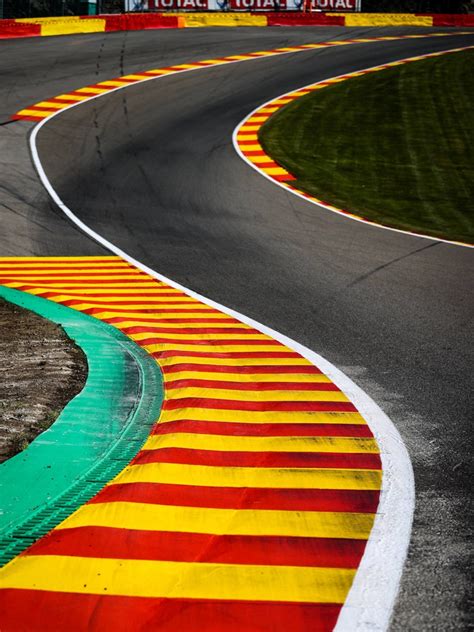 Cambios en un F1 Descubre cómo hacerlos como un experto en la pista