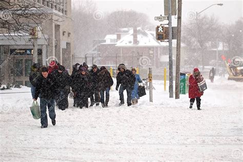Winter Storm Hits Toronto Editorial Image Image Of City 29116155
