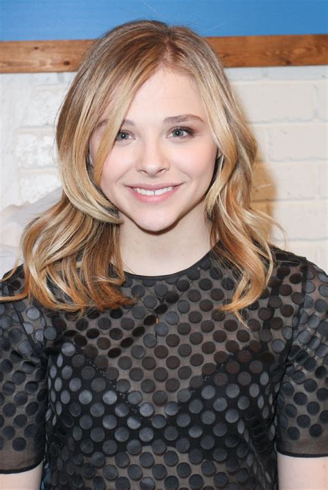 🔥 [50 ] Chloe Grace Moretz Gun Wallpapers Wallpapersafari