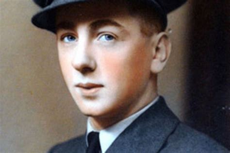 Captain Eric Brown Wwii Airman Extraordinaire 2407 Carrier Landings And 500 Different