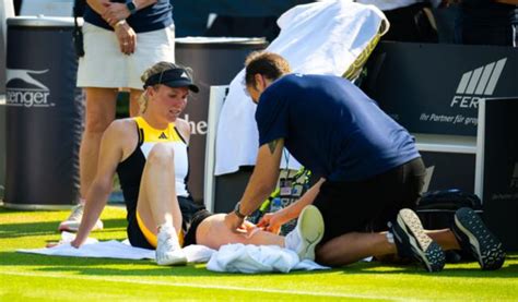 Former World No1 Caroline Wozniacki Suffers Nasty Injury Days Out From