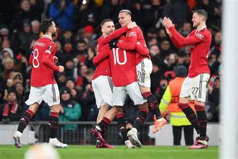 Fernandes 10 Weghorst 9 Player Ratings From Manchester United 4 1