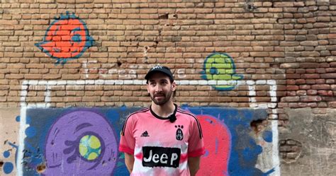 ერეკლე გეწაძის მუსიკალური სატირა Billboard Georgia ბილბორდ საქართველო