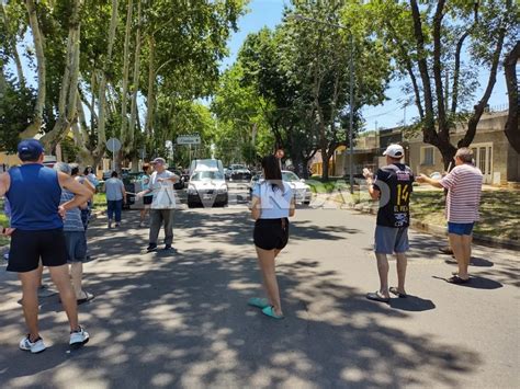 Vecinos Reclaman Por Falta De Servicios