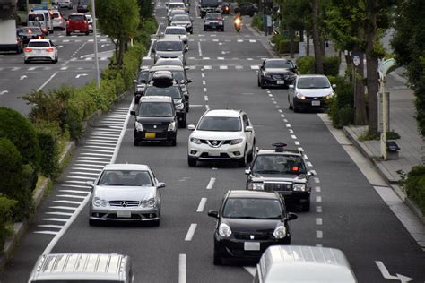 煽られる側にも問題あり 相手をイラっとさせる運転パターン8つ AUTO MESSE WEBオートメッセウェブ カスタムアウトドア