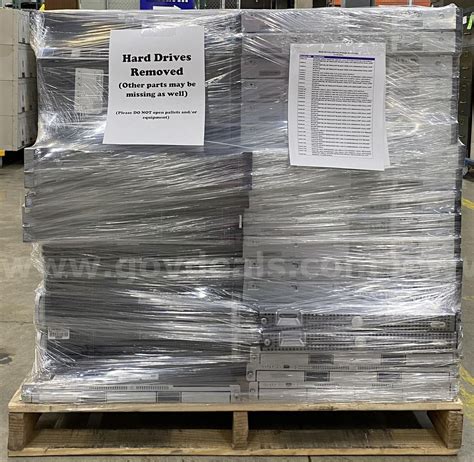 Lot Of 44 Servers Blade Servers And Storage Arrays Hard Drives Removed