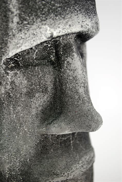 Moai — Scott Staats Glass