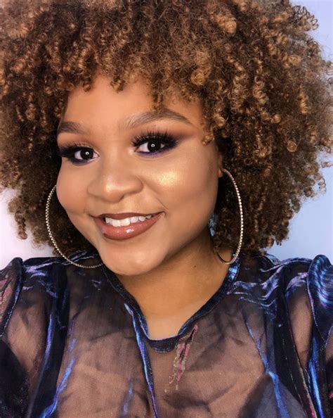 Meet Emoni Moses Of Emoni Michelle Beauty In Gwinnett Voyage Atl