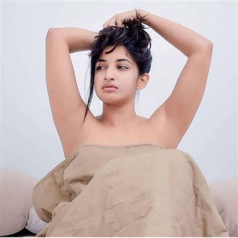 Beautiful Sri Lankan Girls