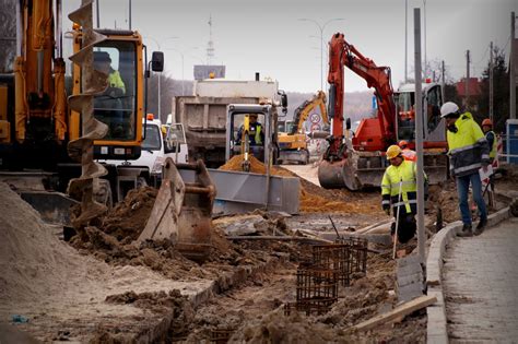 Przebudowa drogi krajowej nr 12 w Chełmie wchodzi w kulminacyjną fazę zdjęcia Lublin112 pl