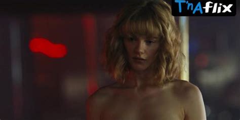 Natasha Marc Sexy Scene In Mayor Of Kingstown