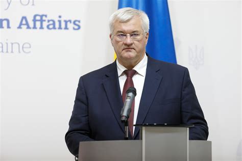 Мирні переговори Сибіга назвав єдиний показник готовності Росії до миру 24 Канал