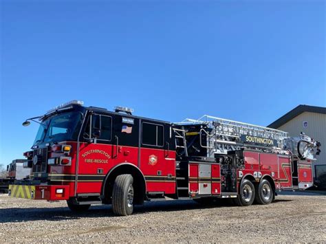 SLR Pennsville Fire Rescue NJ Sutphen Corporation Fire Apparatus Builder