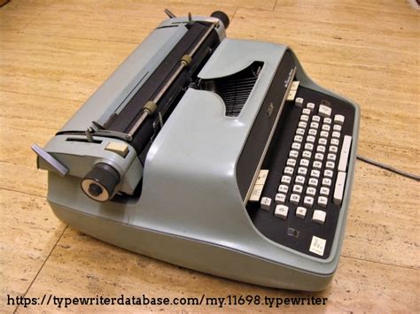 IBM Model C Executive On The Typewriter Database